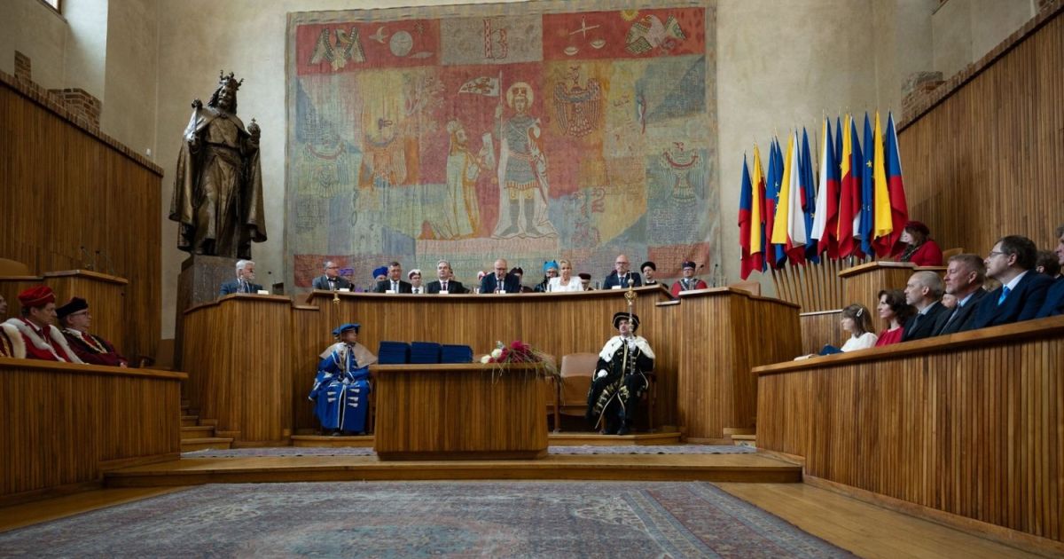 VŠCHT Praha má dva nové profesory - Fakulta chemické technologie VŠCHT ...